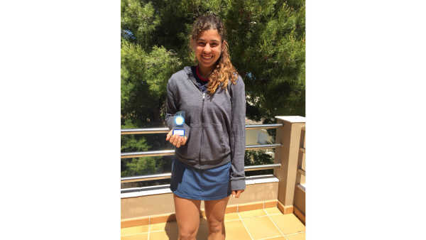 Inés Rodríguez, finalista en el Torneo Wilson More and Tenis - TV Denia