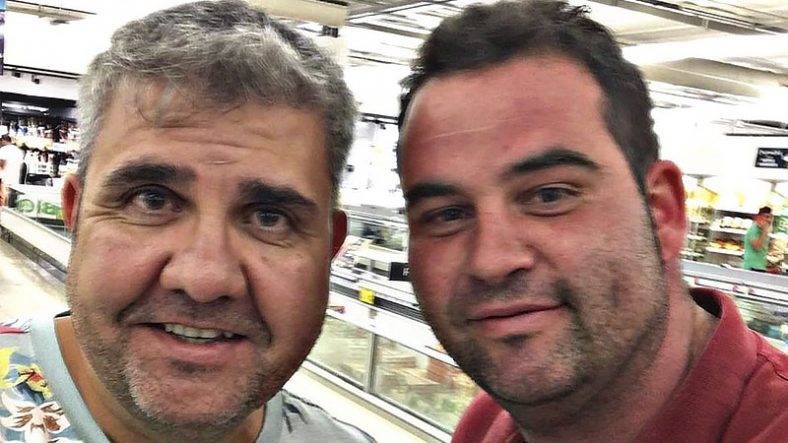 Flo, el humorista, actor y presentador, pasa unos días en Dénia - TV Denia